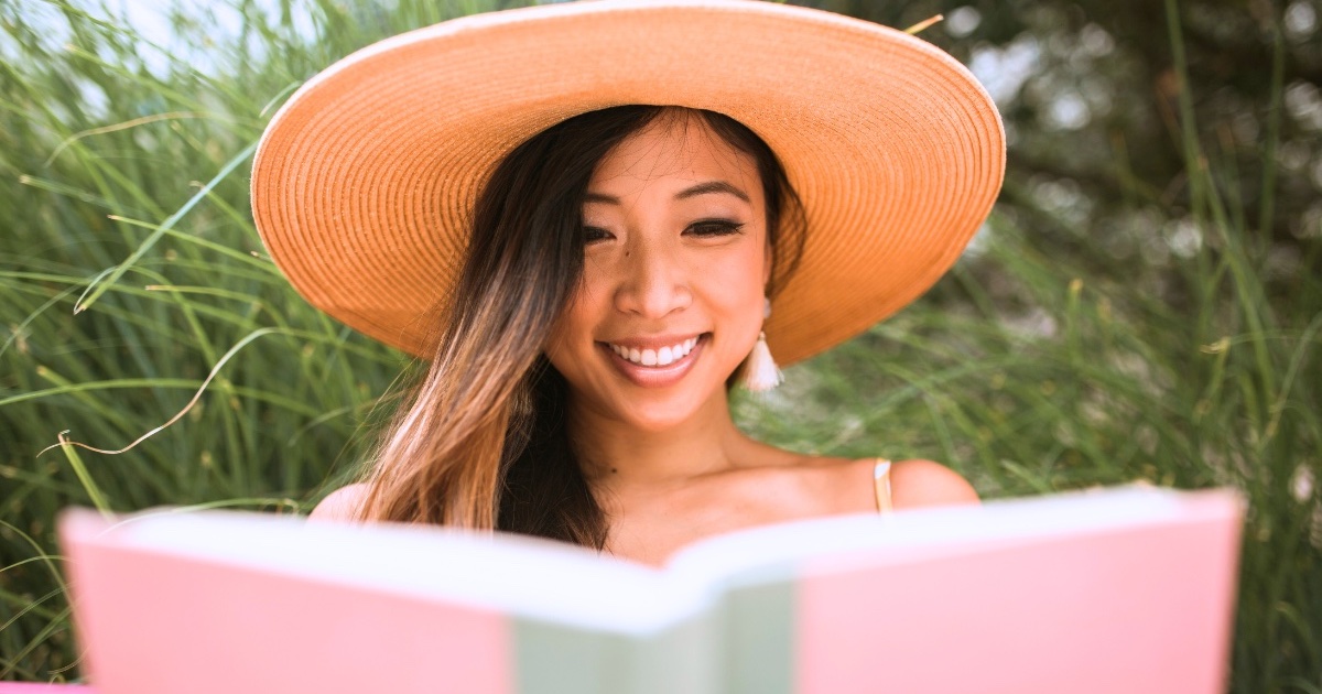 Bringing your beach reads into autumn | Finding Your Bliss